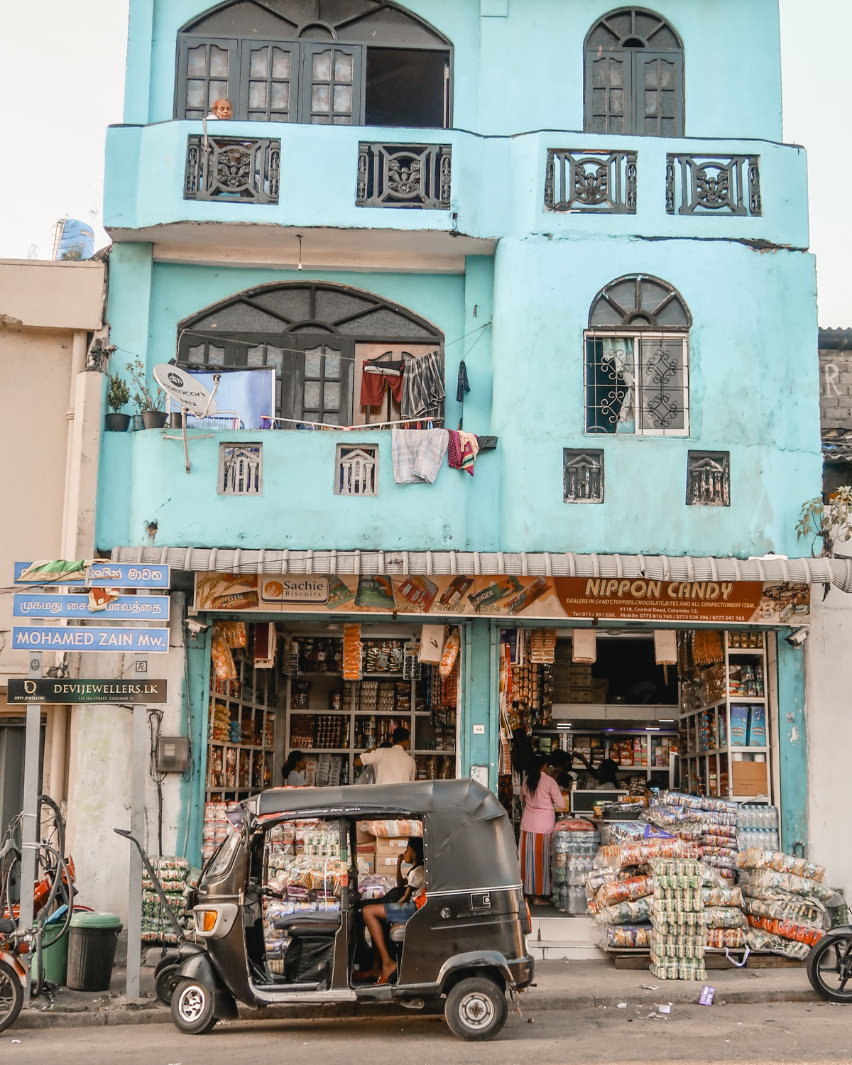 3 Things to See in Colombo, Sri Lanka - Ho Let's Go!